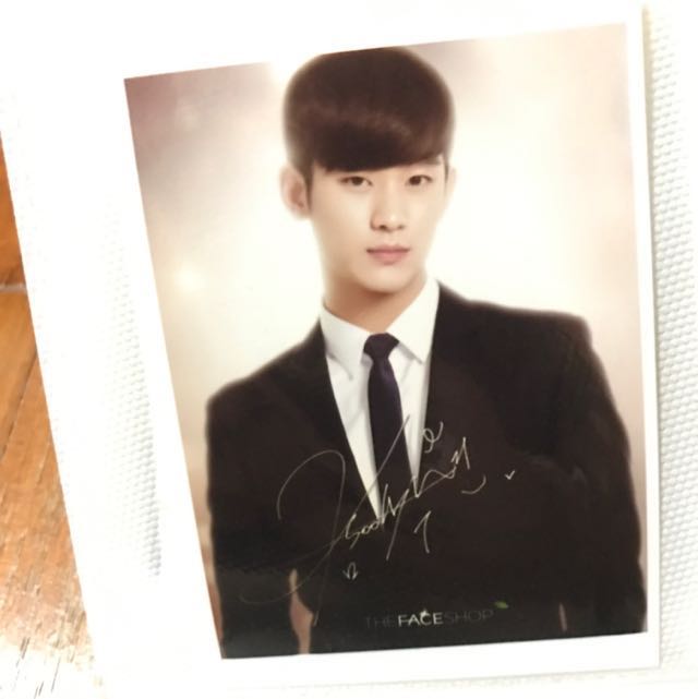 Kim Soo Hyun Autograph, Hobbies & Toys, Memorabilia & Collectibles, K ...