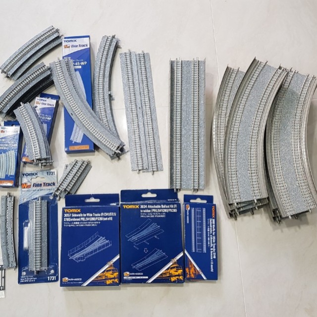 Lot of Tomix Wide tracks & spare tracks @ sale, Hobbies & Toys, Toys ...