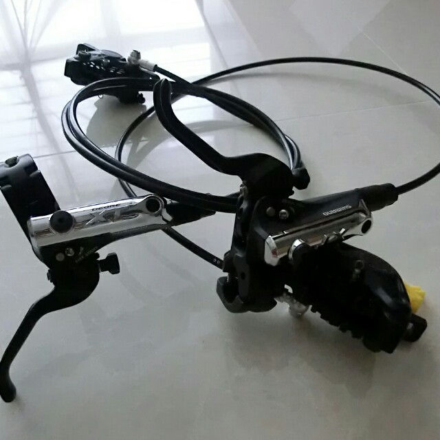 Shimano XT brake set, Car Accessories on Carousell