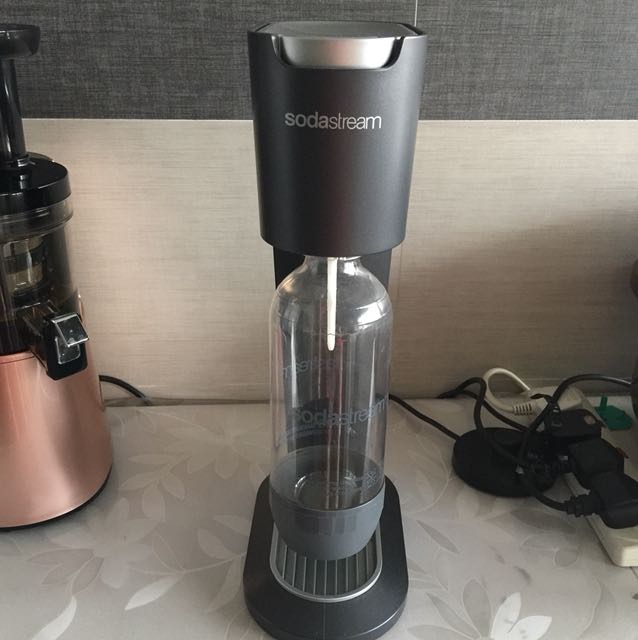 Sodastream GENESIS-Sparkling Water Maker, TV & Home Appliances, Kitchen ...