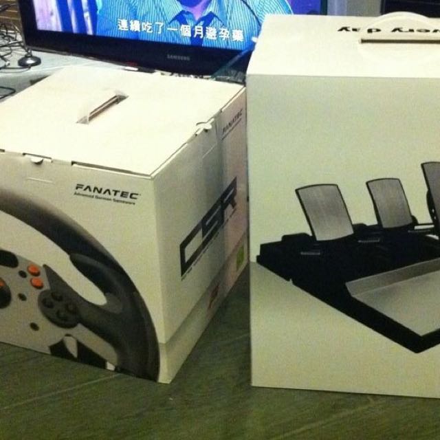 放 Fanatec CSR wheel 連腳踏 +車架 (ps4, xbox, pc 可用), 電子遊戲, 電子遊戲機 ...