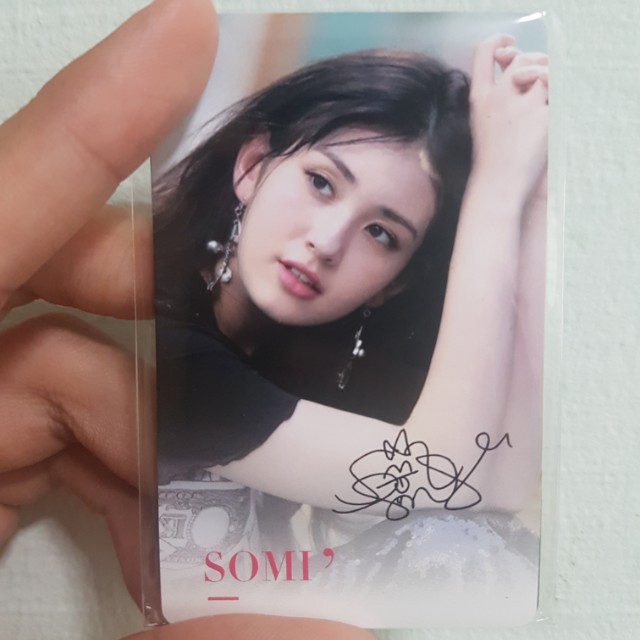 Jeon Somi T-Money Card, Hobbies & Toys, Memorabilia & Collectibles, Fan ...