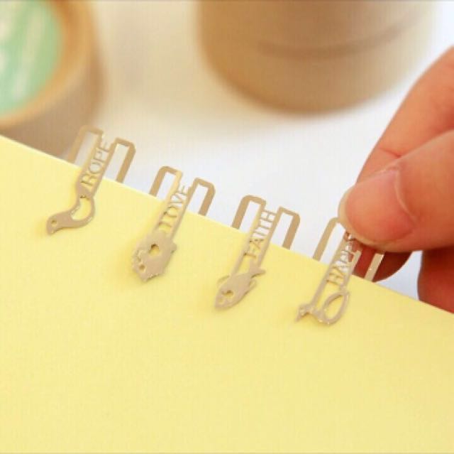 Stationery: Book Liner/Paper Clips, Hobbies & Toys, Stationery & Craft ...