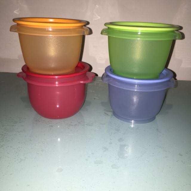 One touch Tupperware containers, TV & Home Appliances, Kitchen ...