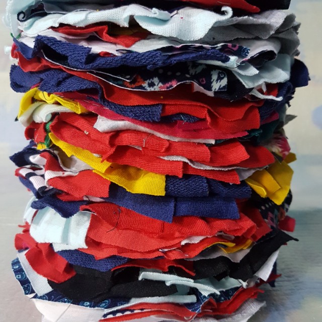 Round Rugs / Basahan Bilog, TV & Home Appliances, Kitchen Appliances ...