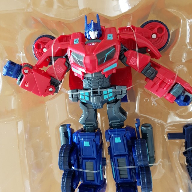 Transformers wfc foc optimus prime takara titans return, Hobbies & Toys ...