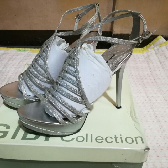 GIBi collection, Women's Fashion, Footwear, Loafers on Carousell