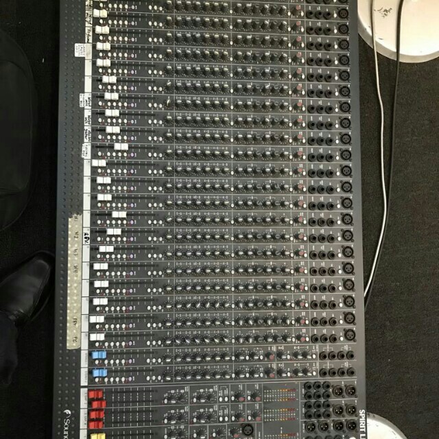 Soundcraft Spirit Live 4 mixing console, Audio, Other Audio Equipment ...
