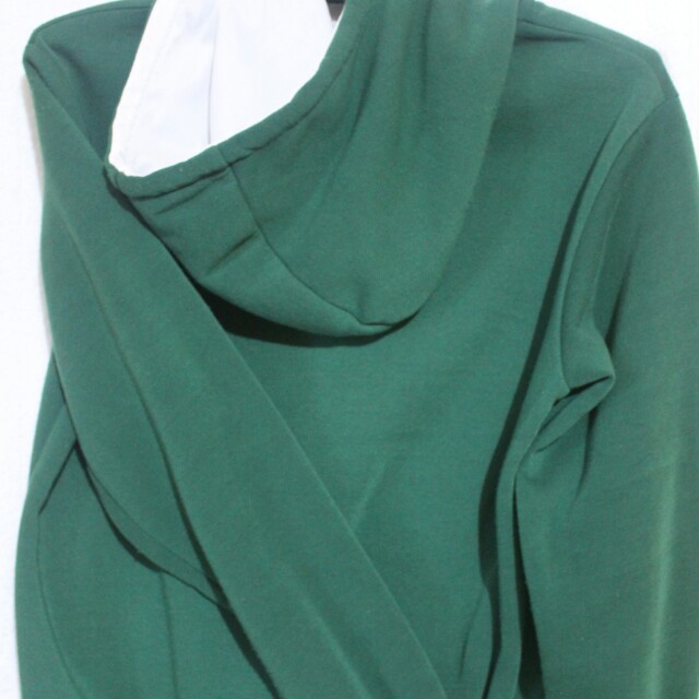 DLSU Hoodie / DLSU Jacket, Men's Fashion, Tops & Sets, Hoodies on Carousell