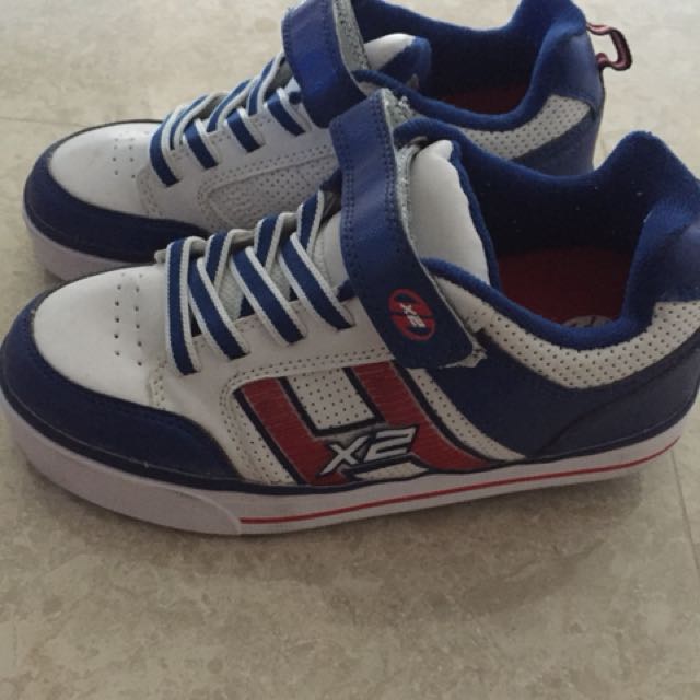 Original Heelys, Babies & Kids, Babies & Kids Fashion on Carousell
