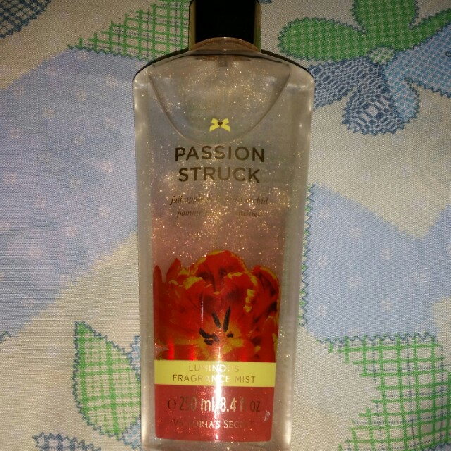 Victoria Secret*Luminous Fragrance Mist(Fuji apple,vanilla orchid ...