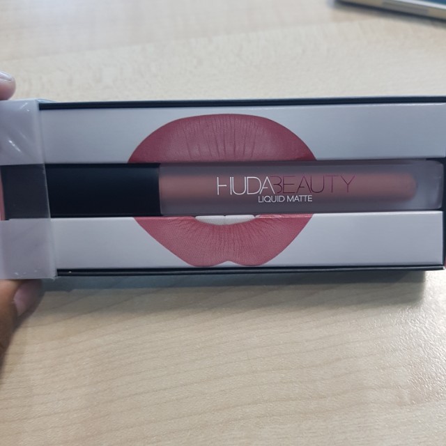 Huda Beauty Lipmatte code Wifey, Beauty & Personal Care, Face, Makeup ...