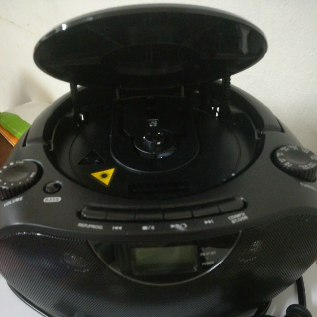 THOMSON BLUETOOTH boombox w CD player, MP3 & USB, Audio, Portable Music ...