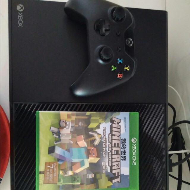 Xbox1 plus a free minecraft game and free skins, Video Gaming, Video ...
