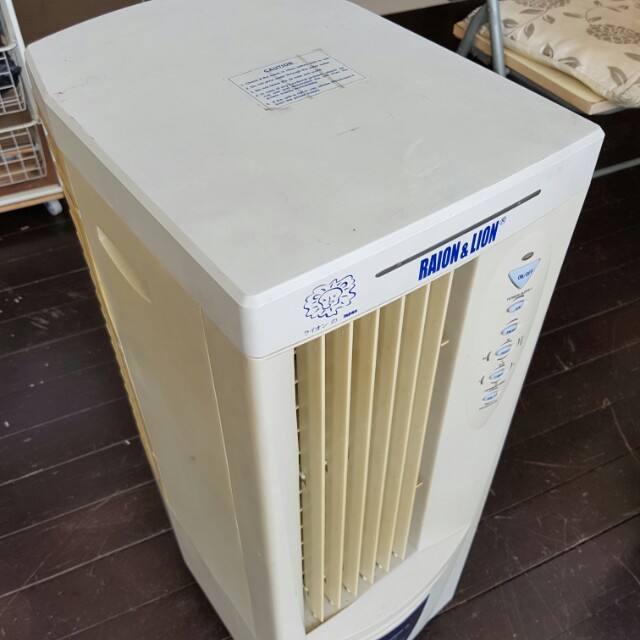 Portable air cooler / cool air blower (made in Japan) for hot days, TV ...