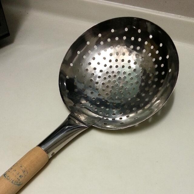 Sia Huat Stainless Steel Strainer / Colander (9 inch), TV & Home ...