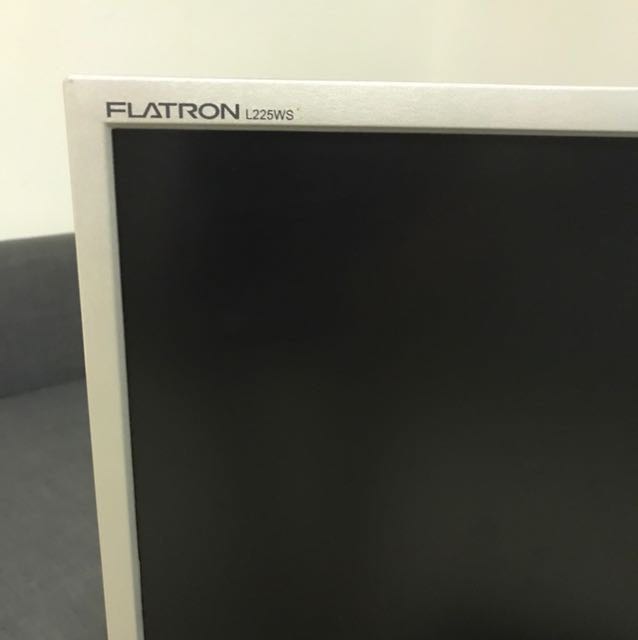 LG Flatron LCD Monitor 22 inch wide screen, Computers & Tech, Desktops ...