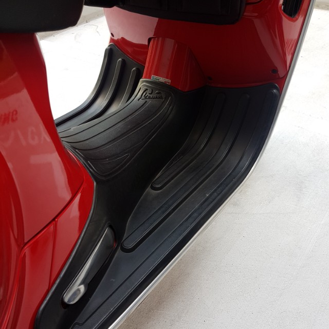 VESPA GTS RUBBER FLOOR MAT PROTECTOR, Motorcycles, Motorcycle ...