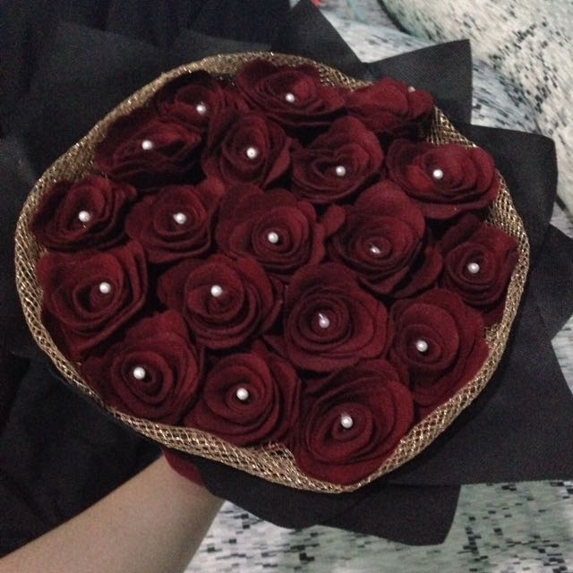 Baket bunga kain flanel, Desain & Kerajinan Tangan, Karya Seni di Carousell