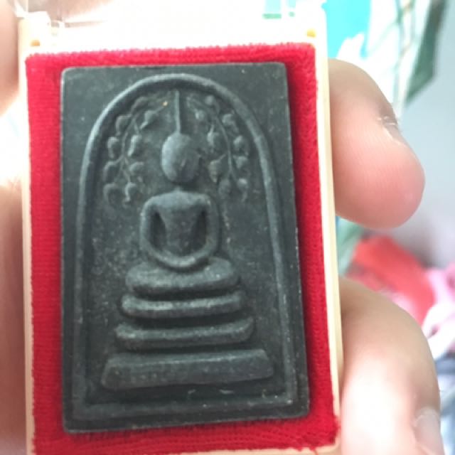 Lp Pae Somdej amulet, Hobbies & Toys, Memorabilia & Collectibles ...