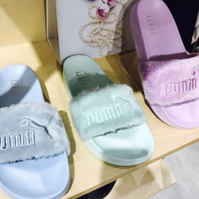 Puma slipper, Women's Fashion, Footwear, Flipflops and Slides on Carousell