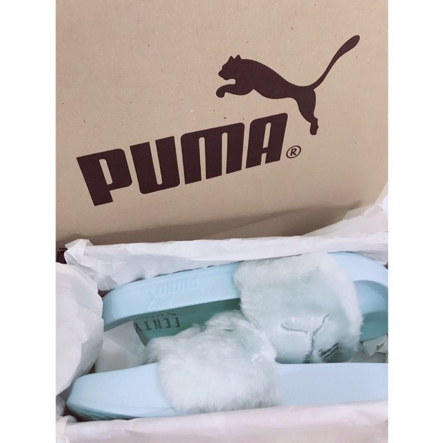 Puma slipper, Women's Fashion, Footwear, Flipflops and Slides on Carousell