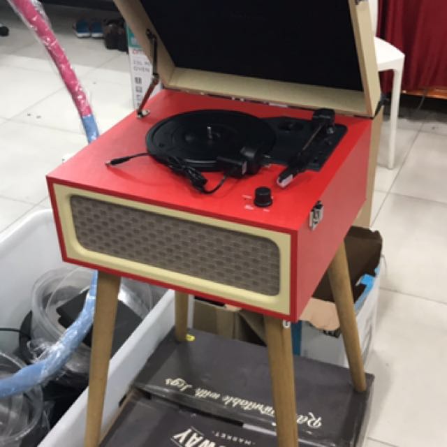 Vinyl player modern retro, Audio, Portable Music Players on Carousell