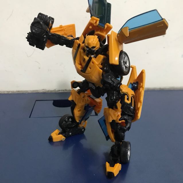 Bumblebee transformers (second gen), Hobbies & Toys, Toys & Games on ...