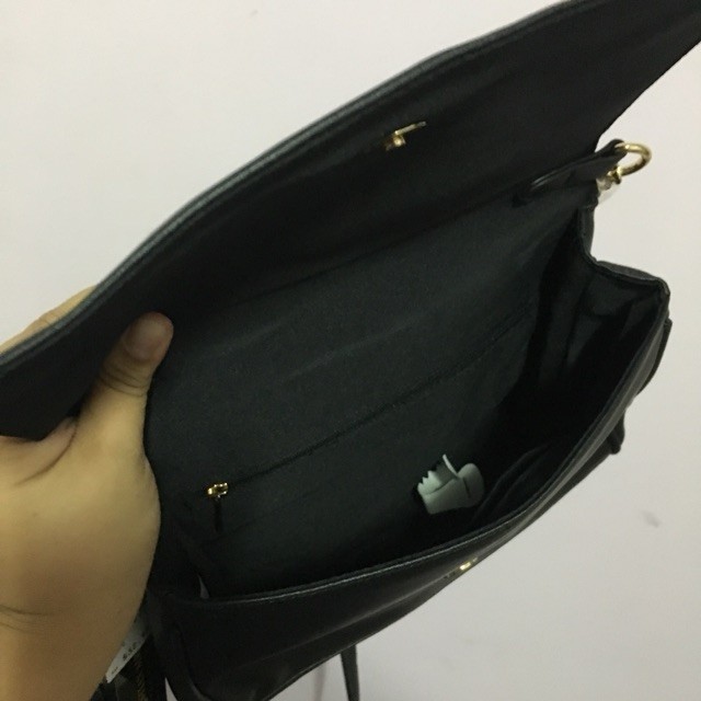 Christian Siriano bag (Payless), Women's Fashion, Bags & Wallets, Cross ...