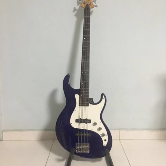 Greg Bennett Fairlane FN-1 Bass Guitar, Hobbies & Toys, Music & Media ...