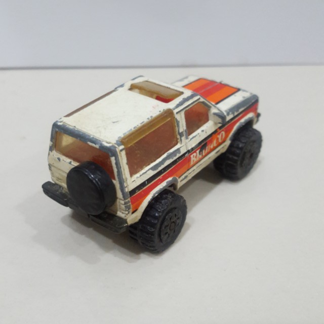 Matchbox 1:57 Ford Bronco II, Hobbies & Toys, Collectibles ...