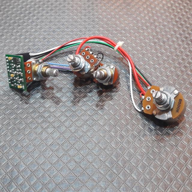 EMG BTS Active Bass Preamp, Bulletin Board, Preorders on Carousell