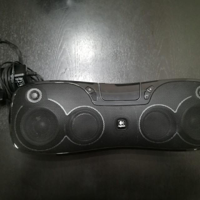 Logitech speaker, Audio, Soundbars, Speakers & Amplifiers on Carousell