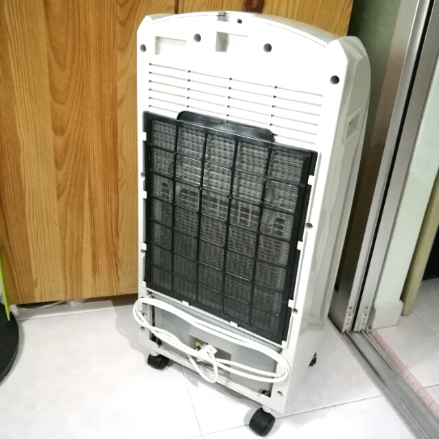 Mistral box fan with cooler function, TV & Home Appliances on Carousell