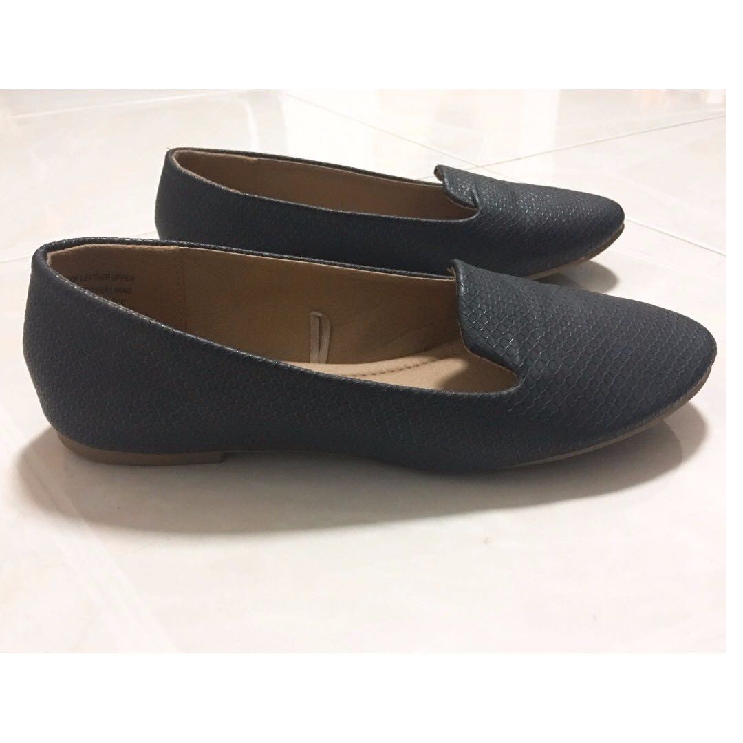 Rubi Flat Shoes, Women's Fashion, Footwear, Flats on Carousell