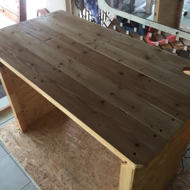 Meja Menjahit ( pallet ), Furniture & Home Living, Furniture, Tables ...