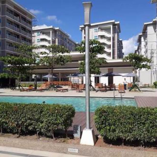 One Bedroom unit w/ den (Trees Residence-Fairview QC) on Carousell