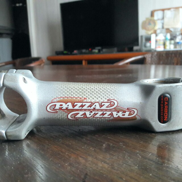 Pazzaz Carbonil Fiber Stem, Sports Equipment, Bicycles & Parts ...