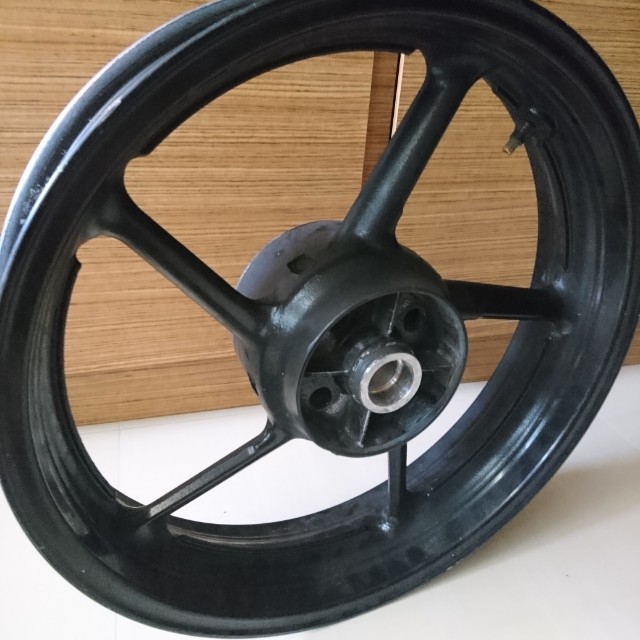 Fz16 Back rim (stock), Motorcycles, Motorcycle Accessories on Carousell