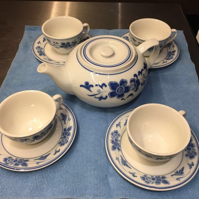 Li Ling China Tea Set with 4 cups, TV & Home Appliances, Kitchen ...