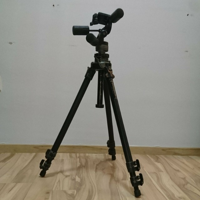 Manfrotto triport with 3 way tilt head, Photography, Photography ...