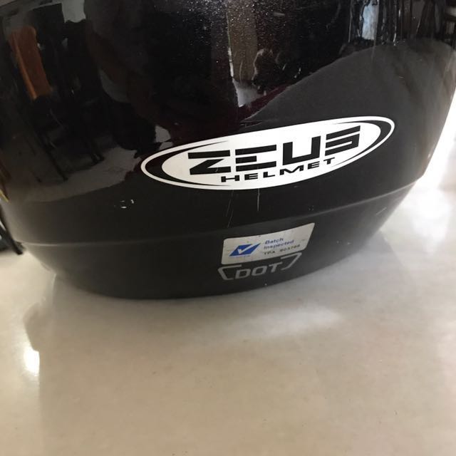 Zeus Helmet, Motorcycles, Motorcycle Accessories on Carousell