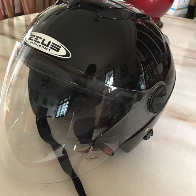 Zeus Helmet, Motorcycles, Motorcycle Accessories on Carousell