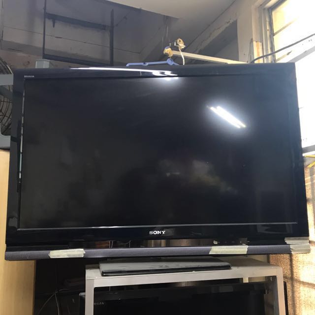 Sony KLV-46V400A, TV & Home Appliances, TV & Entertainment, TV on Carousell