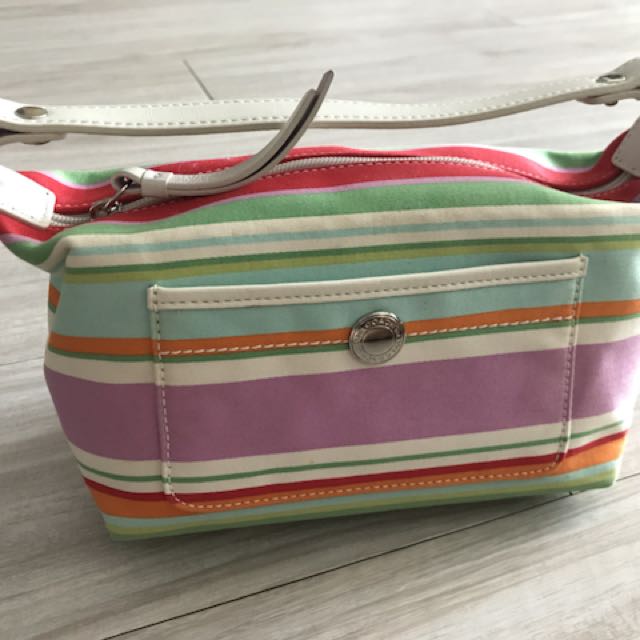 AUTHENTIC Coach Hand-carry bag, Women's Fashion, Bags & Wallets, Purses ...