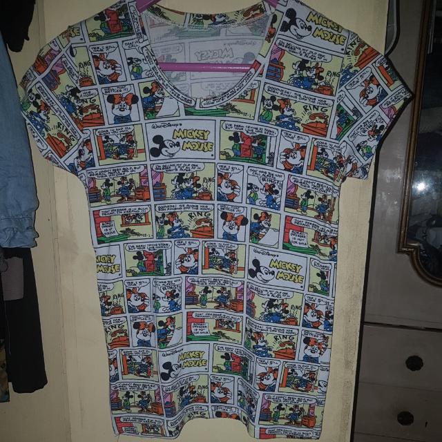 Body Hugging Comic Strip Shirt, Women's Fashion, Tops, Others Tops on ...