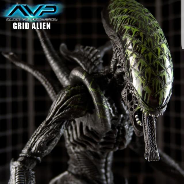 Hot Toys AVP grid Alien, Hobbies & Toys, Toys & Games on Carousell