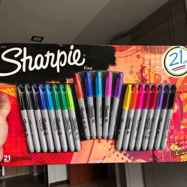 Sharpie 21 count, Hobbies & Toys, Stationery & Craft, Craft Supplies ...
