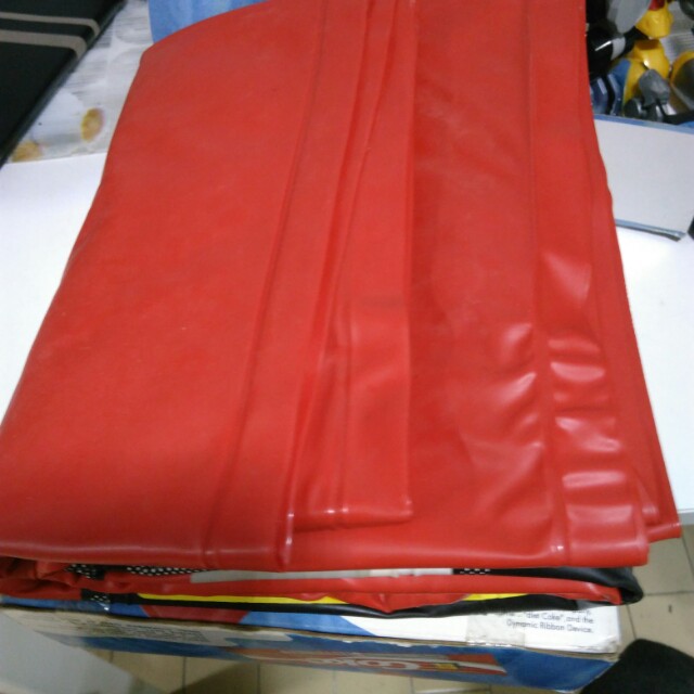 old coca cola pool float no default, Everything Else on Carousell