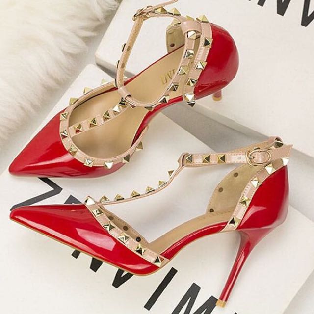 Red studded pointed toe heels shoes PRE ORDER, Women's Fashion ...